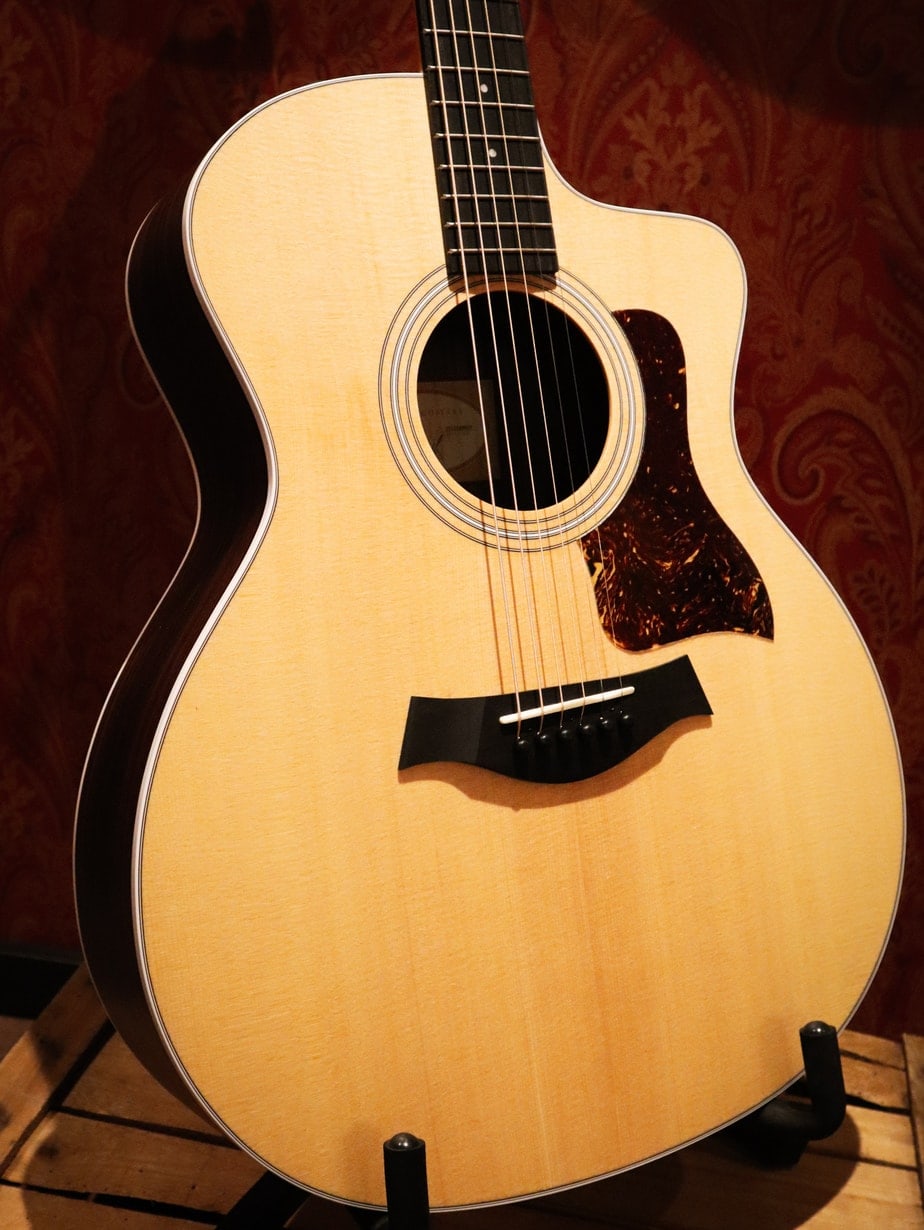 Taylor 214 CE | Kauffmann's Guitar Store