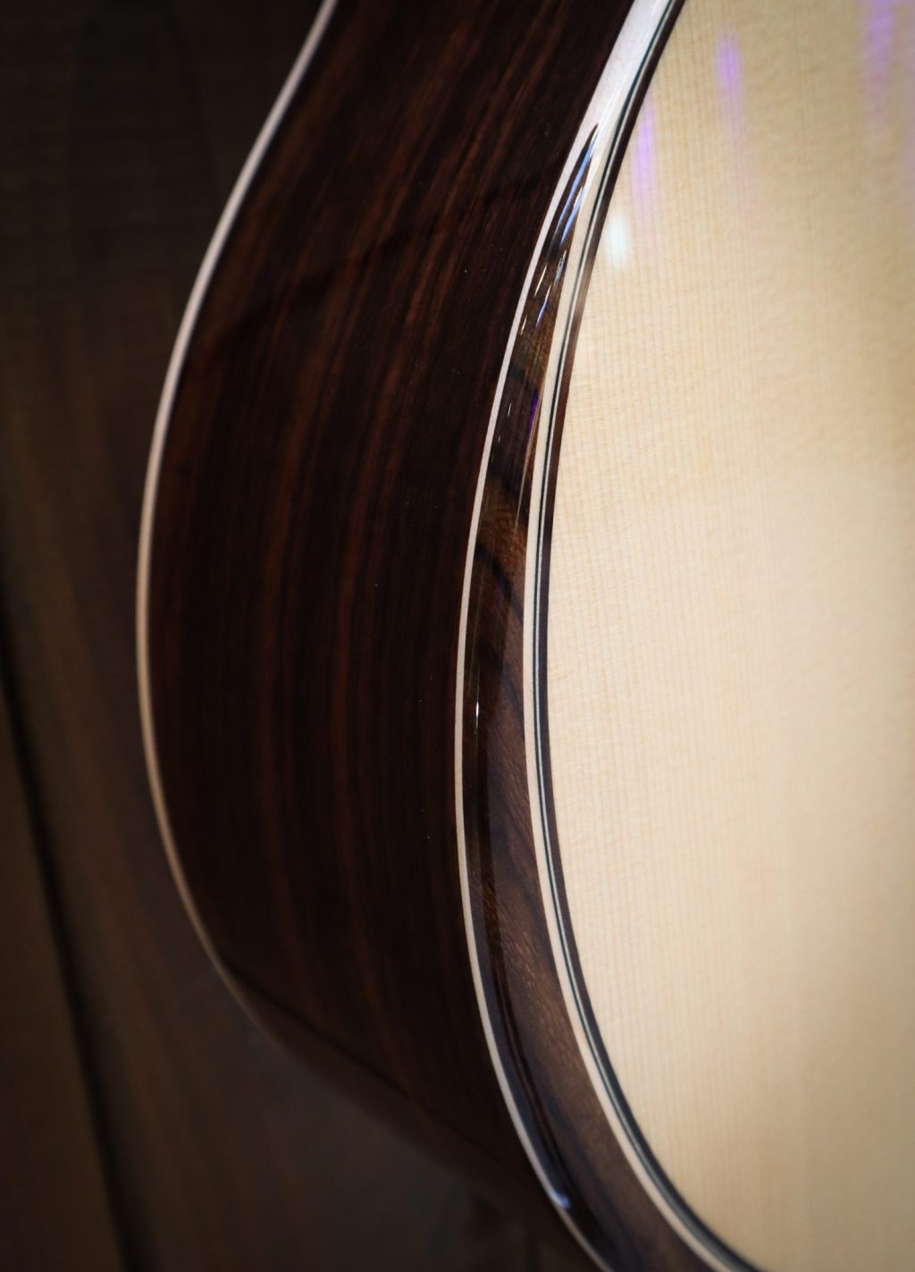 Taylor 814-ce Radius Armrest - Kauffmann's Guitar Store