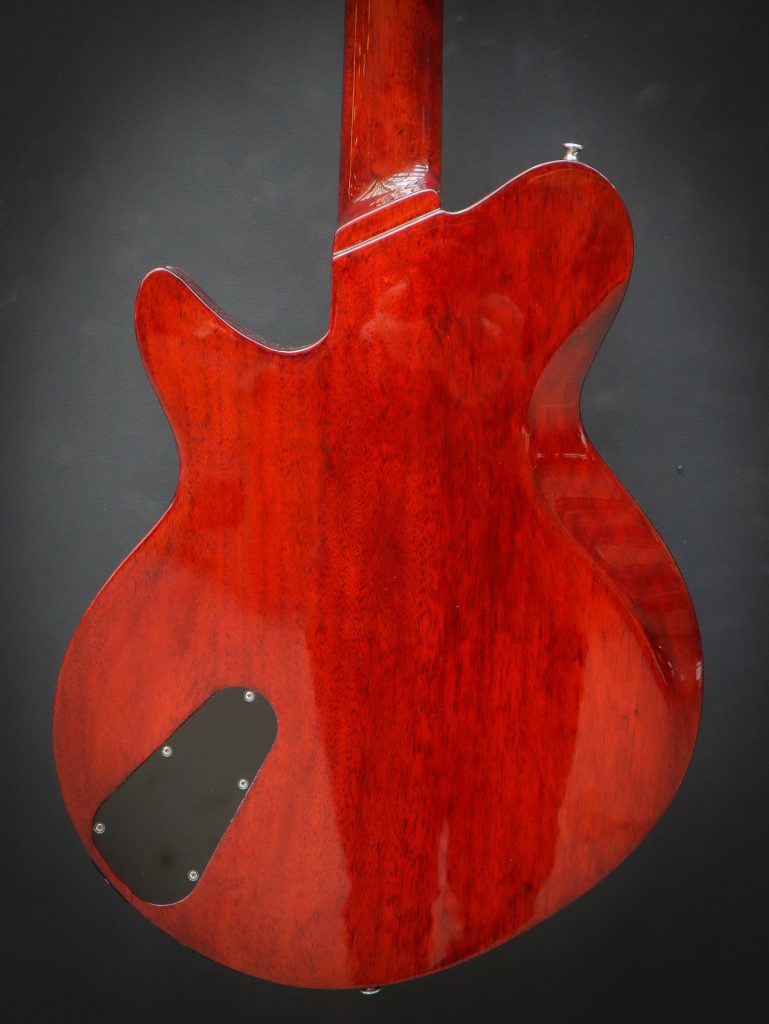 Eastman Juliet P-90 - Kauffmann's Guitar Store