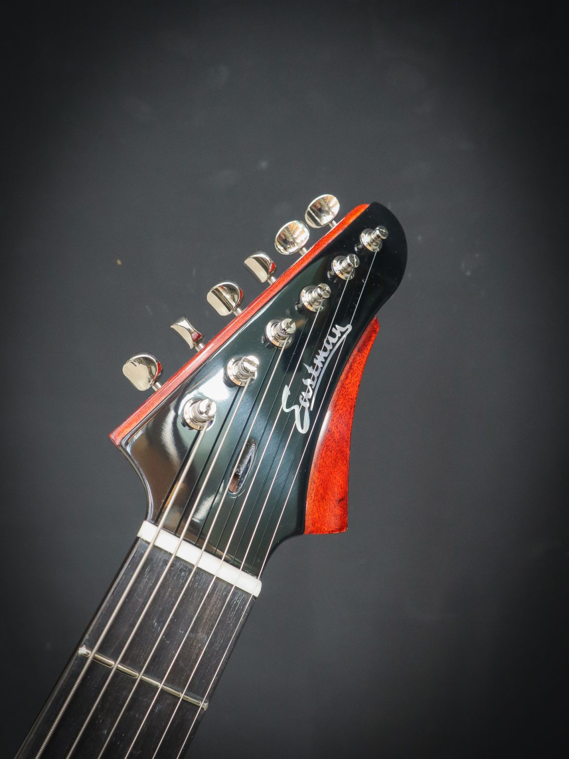 Eastman Juliet P-90 - Kauffmann's Guitar Store