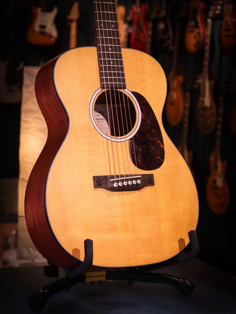 Martin 000Jr-10E Shawn Mendes - Kauffmann's Guitar Store